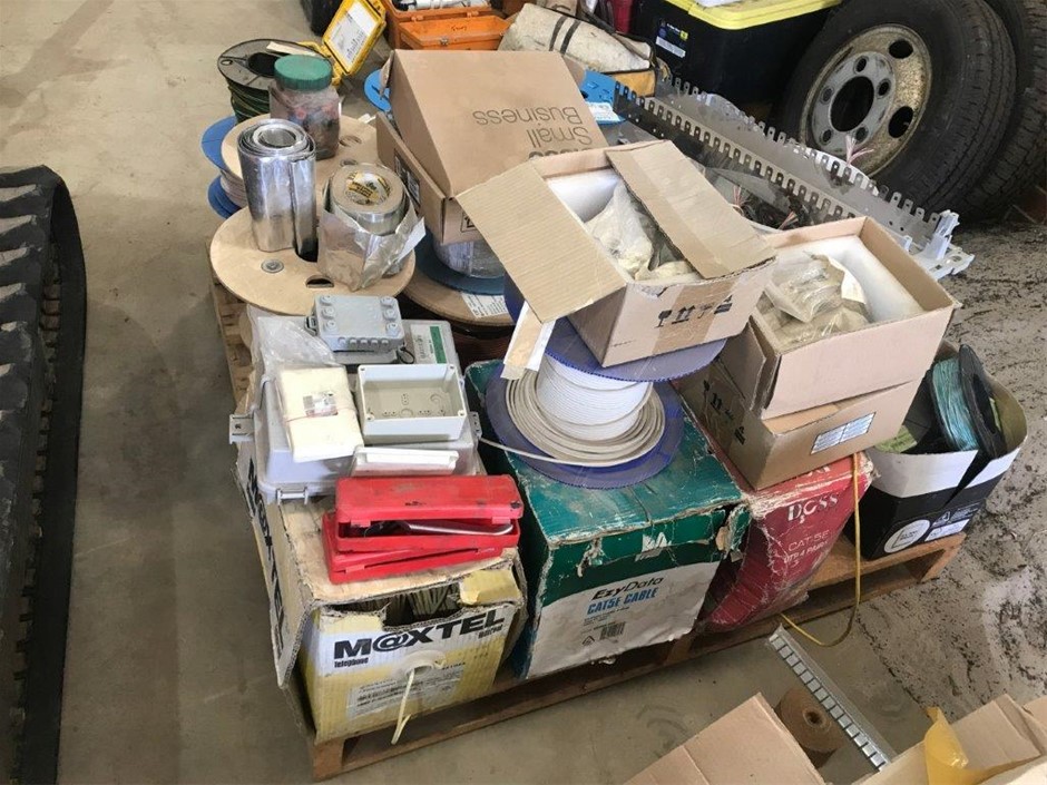 A Pallet of Assorted Telco Equipment Auction (0135-3032275) | Grays ...