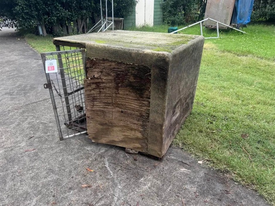 Steel & Fibreglass Cage Auction (0060-5059139) | Grays Australia