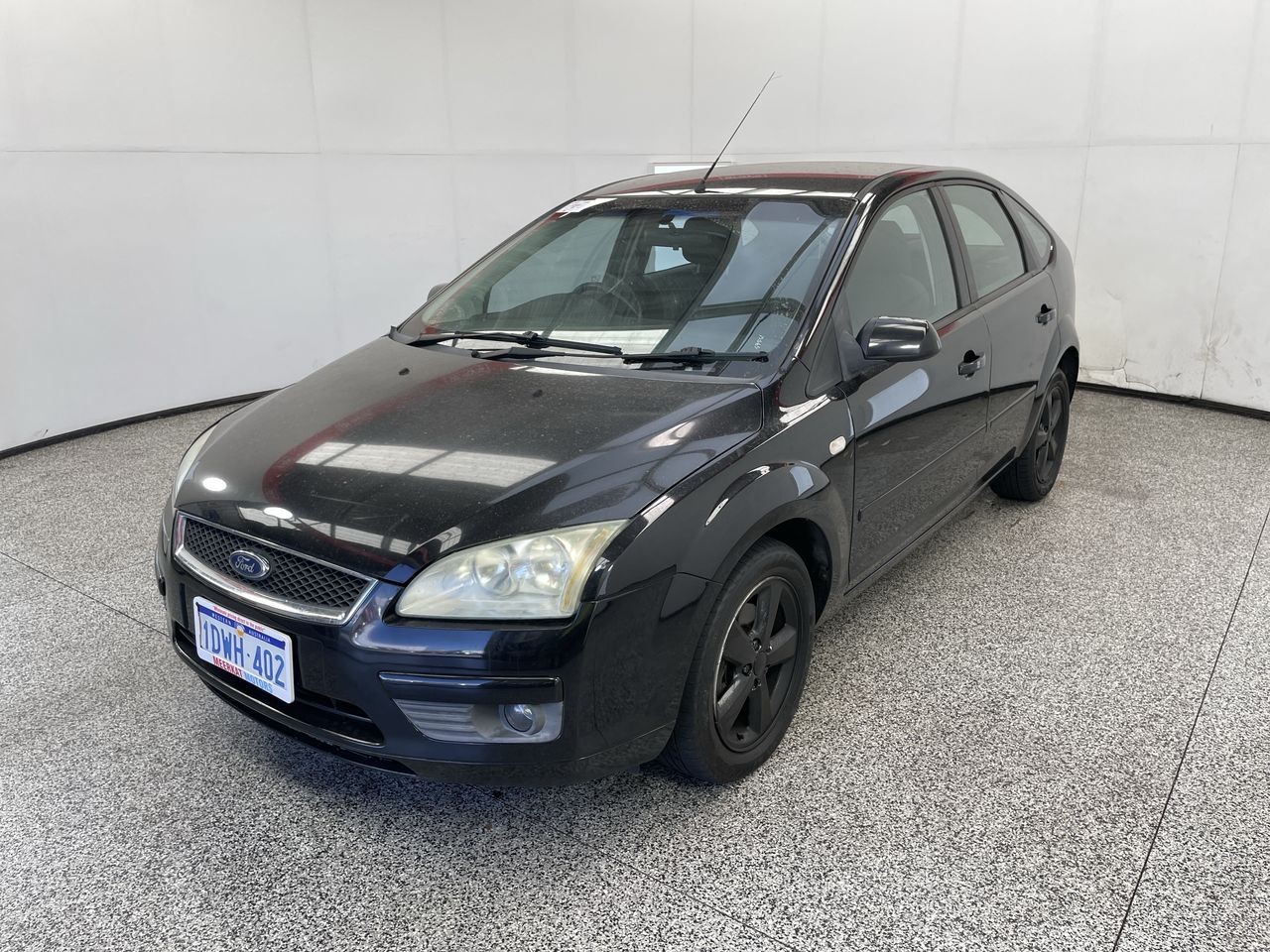 2006 Ford Focus LX LS Automatic Hatchback Auction (0001-9057393 ...