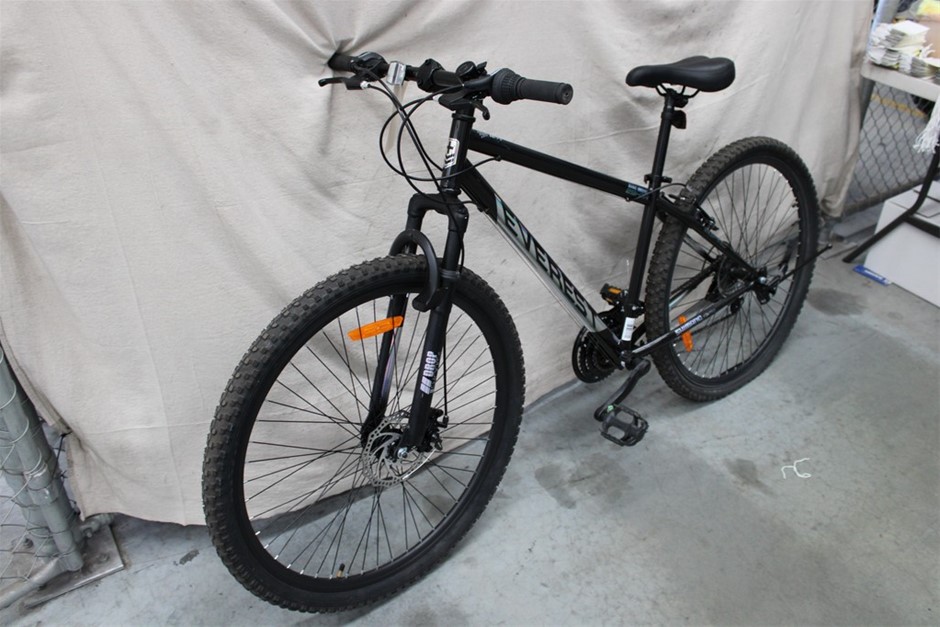 Everest Black Bicycle Auction (0033-9057391) | Grays Australia