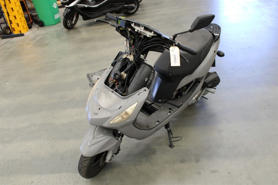 Grey Moped Auction (0004-9057392) | Grays Australia