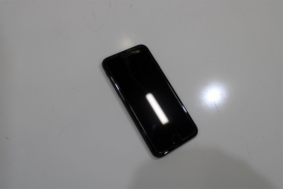 APPLE IPHONE 8 A1905 Auction (0098-9057471) | Grays Australia