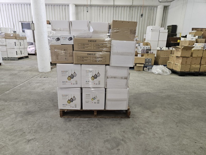 Pallet of Lighting - Pendants, Globes, Downlight Modules and More ...