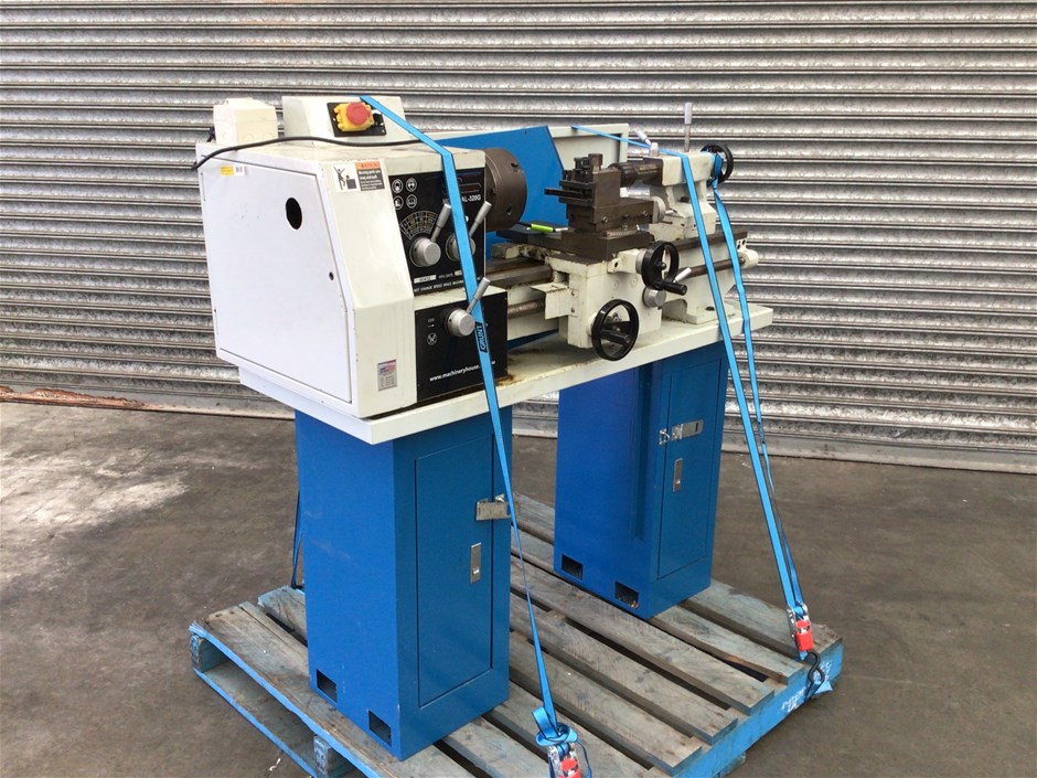 HAFCO METALMASTER Bench Lathe on Stand Auction (0018-5059516) | Grays ...