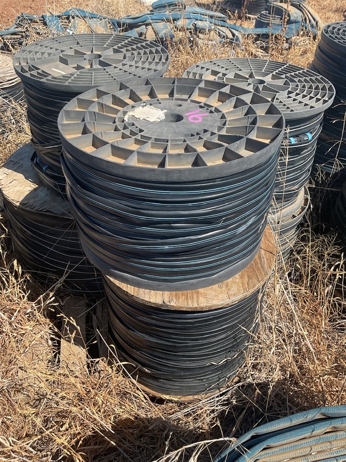 1 x Lengths of Trickle Irrigation Hose Auction (0121-3032738) | Grays ...