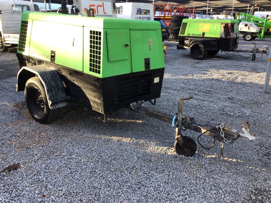 Sullair Corporation 260 DPQ Trailer Mounted Compressor Auction (0001 ...
