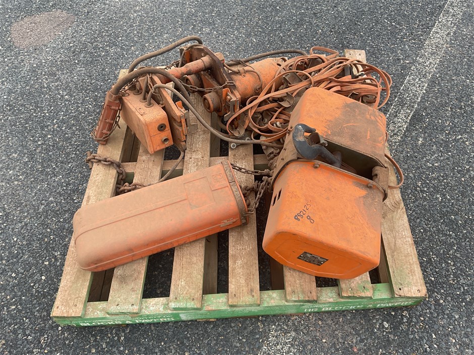 Hitachi 2T 3 Phase Electric Hoist: Auction (0008-8020107) | Grays Australia