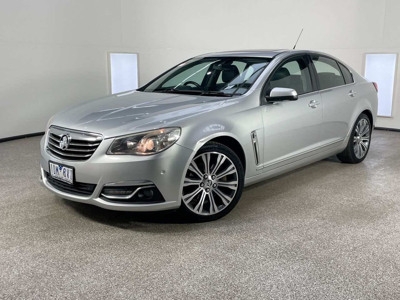 2014 Holden Calais V VF V8 Automatic Sedan Auction (0001-21045843 ...