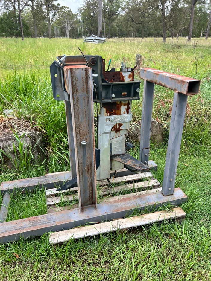 Blast Nitro Seeder Ripper Auction (0045-7056537) | Grays Australia