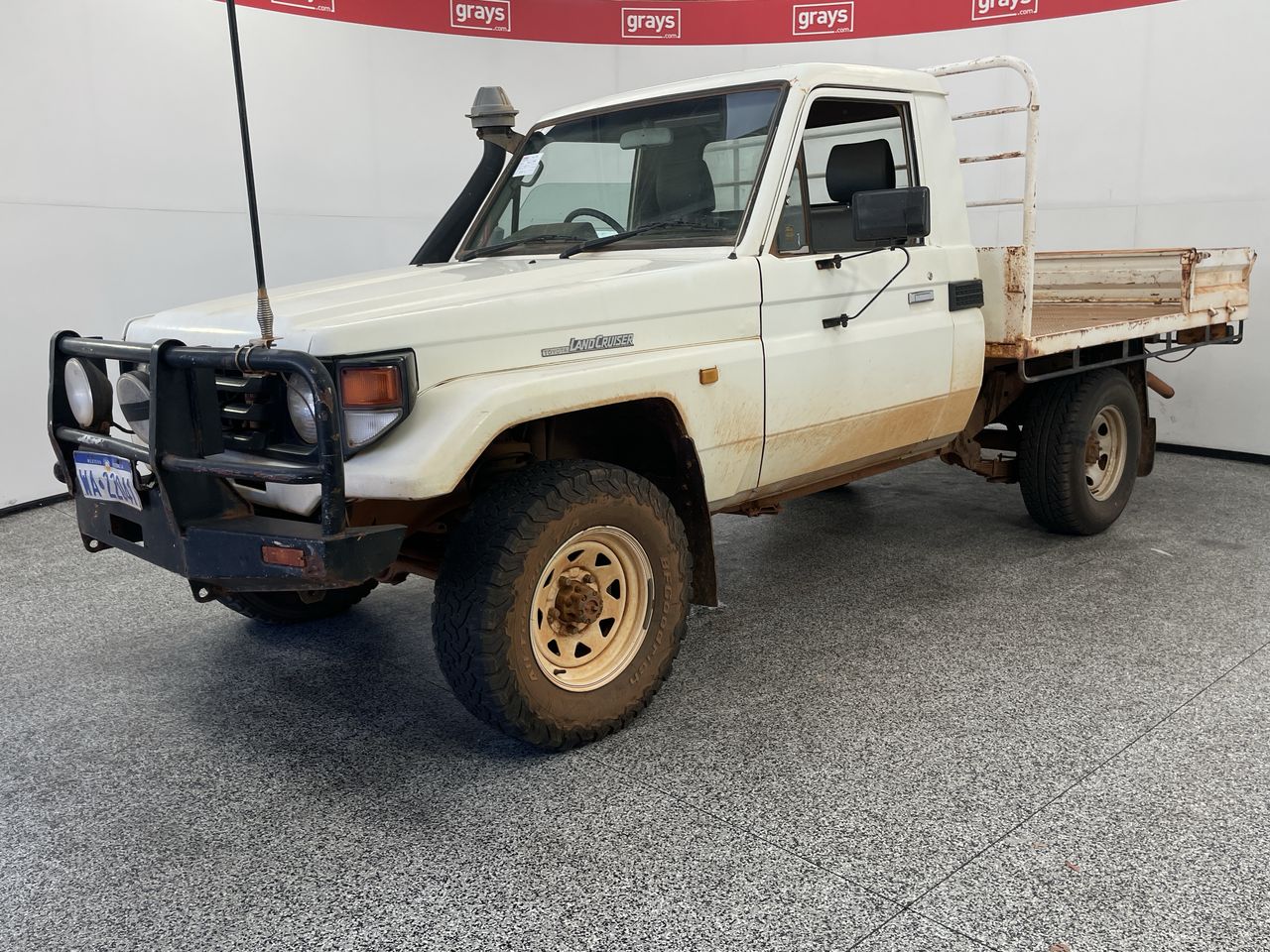 2003 Toyota Landcruiser (4x4) HZJ79R Manual Cab Chassis