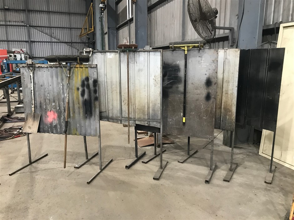 Steel Fabricated Welding Screens x5 Auction (0117-3032825) | Grays ...