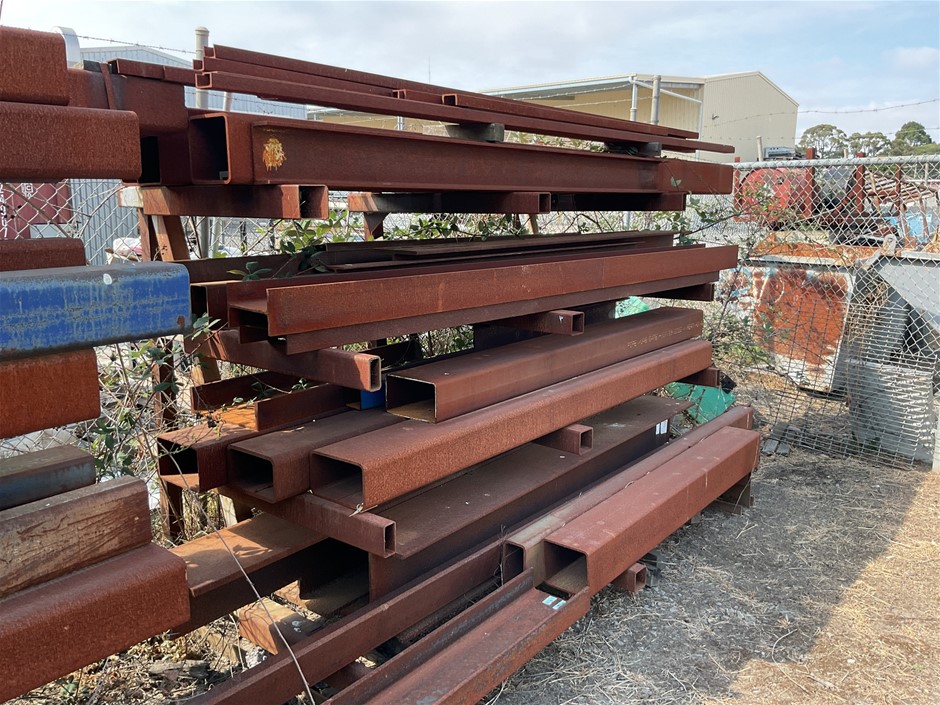 Assorted Lengths of Steel & Stock Rack Auction (0267-3032825) | Grays ...