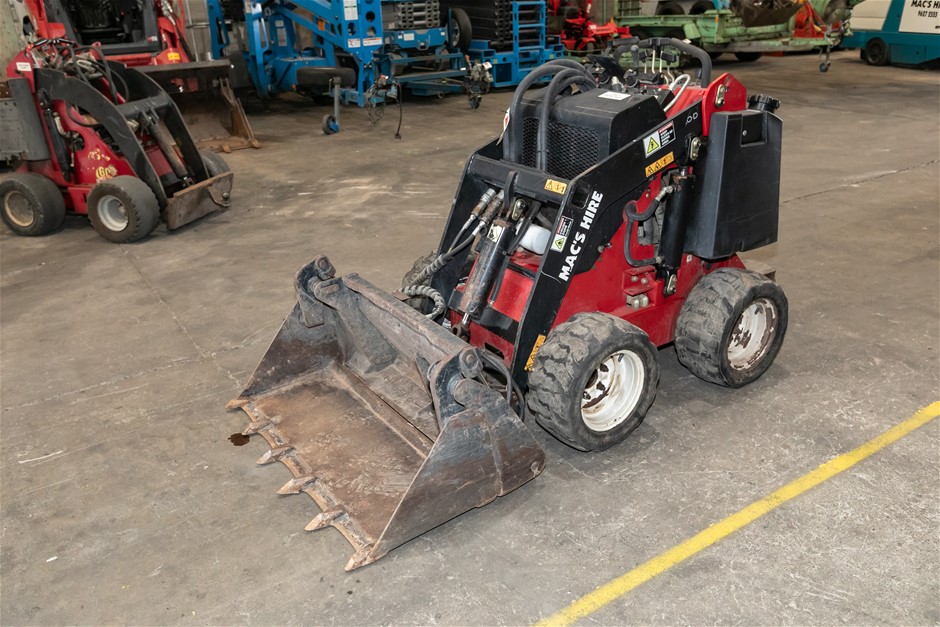 Toro 22337CP Mini Skid Steer Loader Auction (0027-5059070) | Grays ...