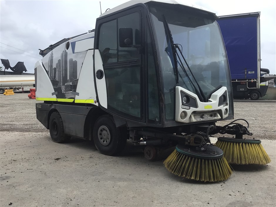 2014 Johnston Sweeper CN202 Auction (0910-7057992) | Grays Australia