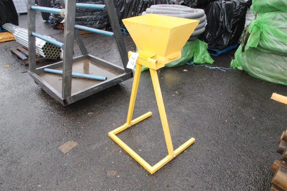 Bag Filler Stands Auction (0103-5059672) | Grays Australia
