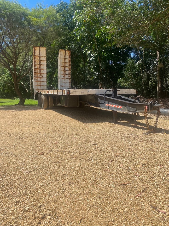 Tandem Tag Float Auction (0001-7057221) | Grays Australia