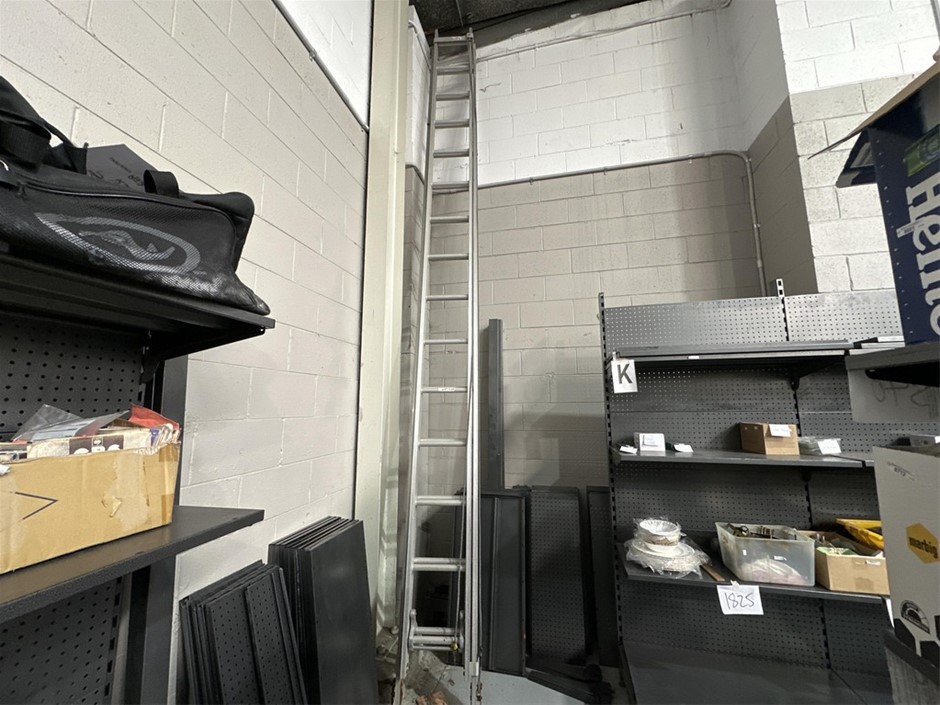 Large Mote Aluminium Extension Ladder Auction (0121-5059426) | Grays ...