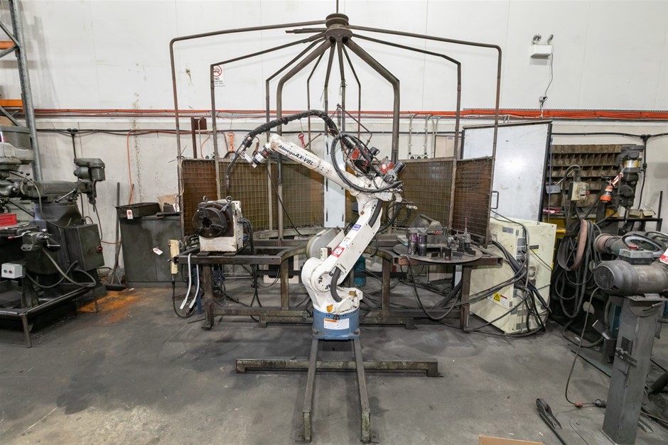 2006 OTC Daihen AXMV6L1-NEFN CNC Robotic Welder Auction (0012-5059665 ...