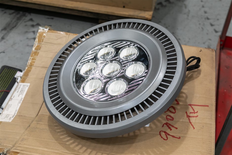 Weldex WDFL-17R150W LED Factory Light x3 Auction (0082-5059684) | Grays ...