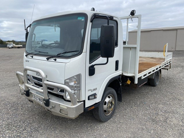 2017 Isuzu NPR 75190 4 x 2 Tray Body Truck Auction (0022-8020421) | Grays Australia