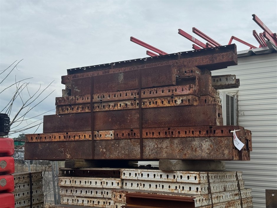Formwork Corner Panels Auction (0202-5059919) | Grays Australia