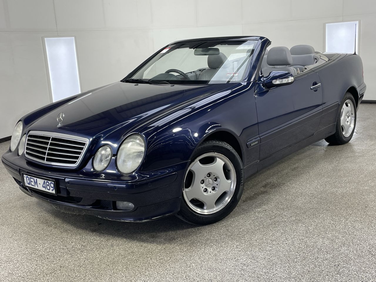 2000 Mercedes Benz CLK230 Elegance A208 Automatic Convertible Auction ...