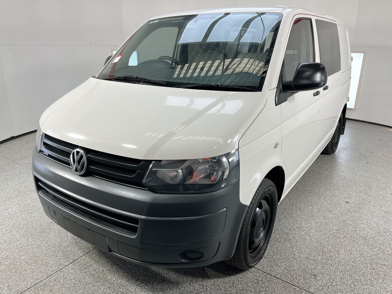 Volkswagen Transporter TDI 400 SWB LOW T5 Turbo Diesel Manual Van ...