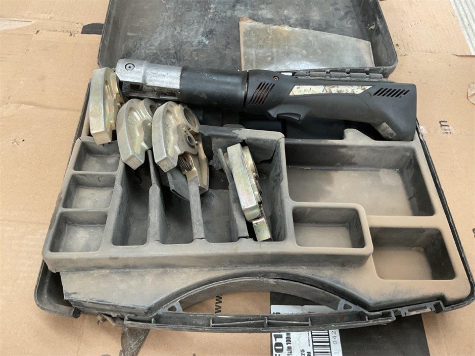 Cordless Clamping Tool Auction (0034-3033378) | Grays Australia