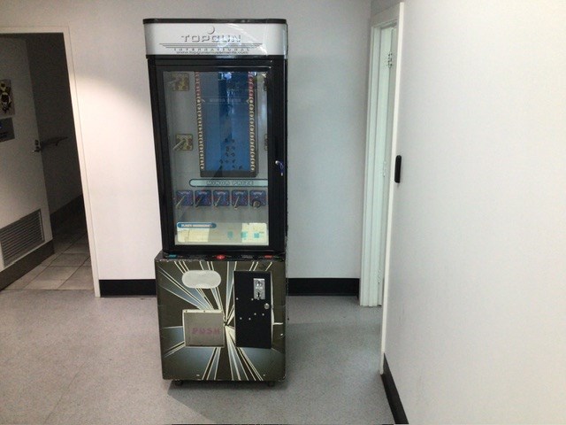 Skill Tester Prize Machine Auction (0121-8020561) | Grays Australia