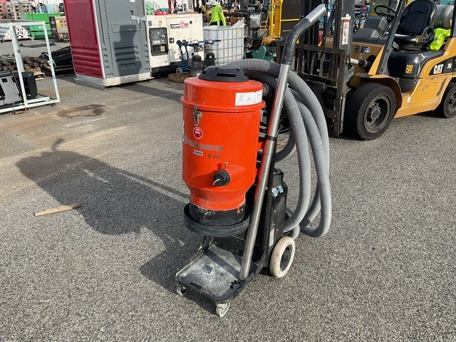 Husqvarna S26 Concrete Vacuum Cleaner Auction (0015-9060136) | Grays ...