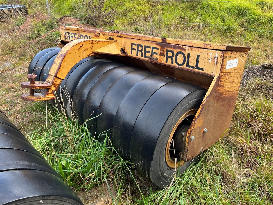Horwood Bagshaw Grader Mount Free Roll Tow Behind Multi Tyred Roller ...