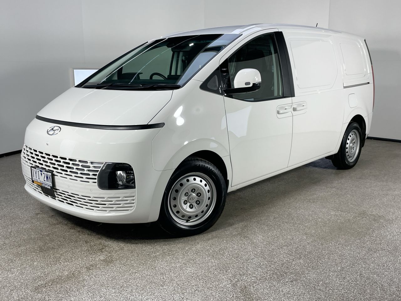 2023 HYUNDAI STARIA LOAD 2 Seat Liftback T/D Automatic - 8 Speed Van ...
