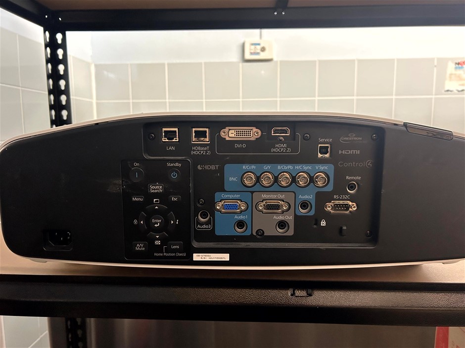 EPSON EB-G7500U Large Venue Installation Projector Auction (0052 ...