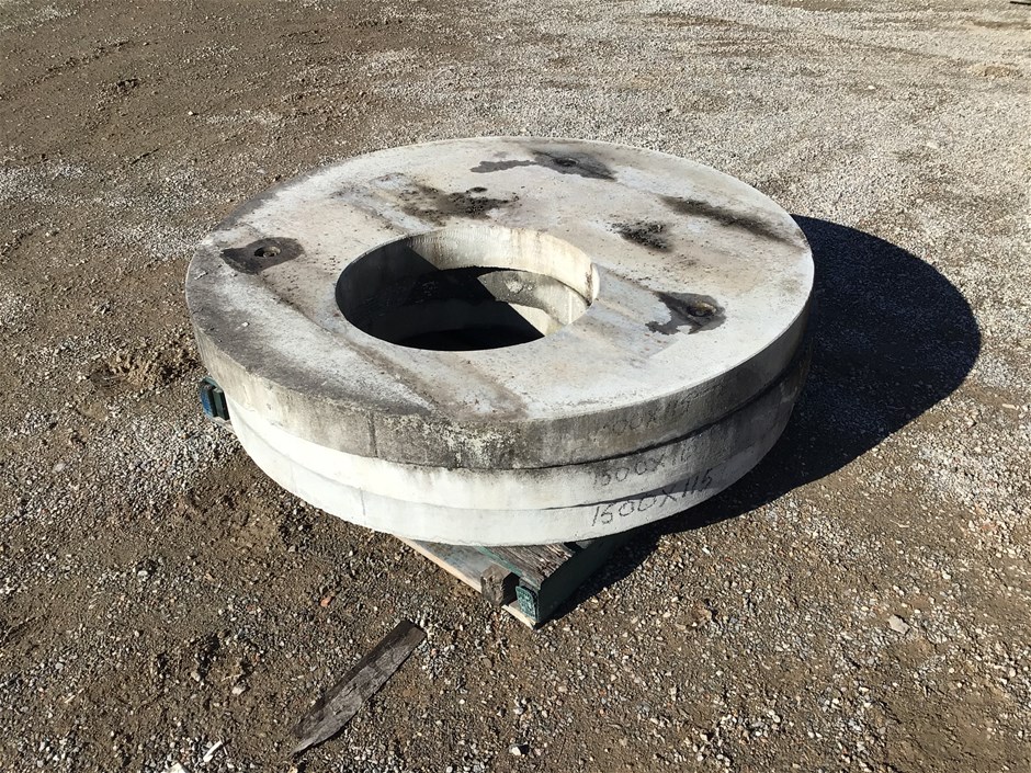 Concrete Base Plates Auction (0217-7058616) | Grays Australia