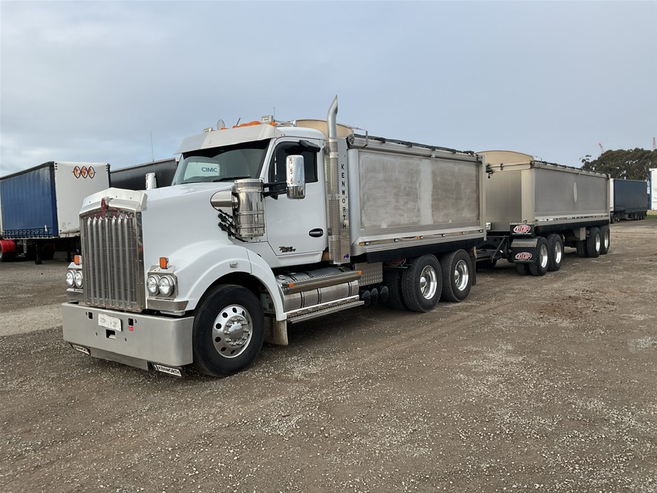2022 Kenworth T610 SAR 6 x 4 Tipper Truck & BTE Dog 4 Quadaxle Dog ...
