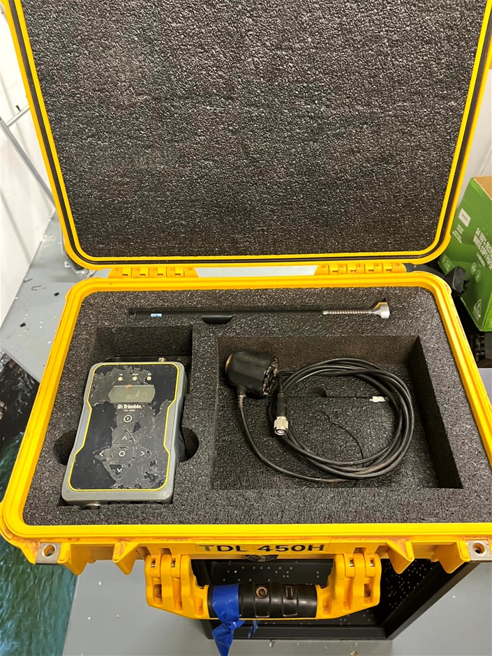 Trimble TDL 450H Radio Auction (0004-9062642) | Grays Australia