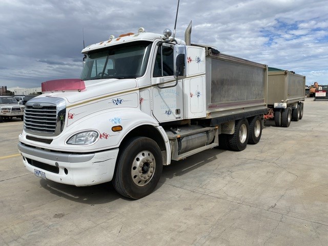 2009 Freighter Columbia FLX 6 x 4 Tipper Truck & Dog Tipper Auction ...