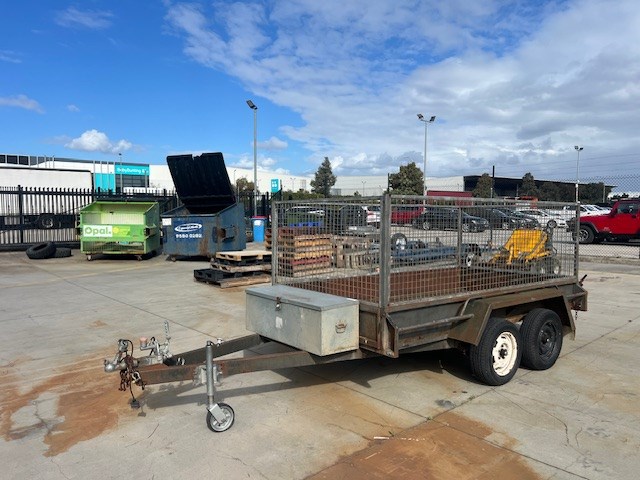 No Reserve Victorian Tandem Box Trailer