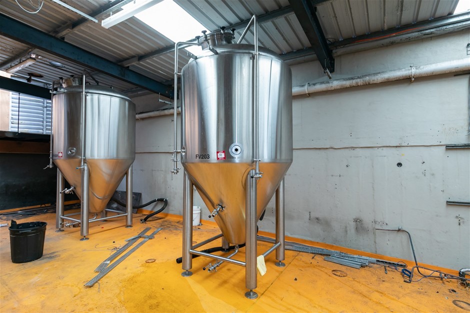 1 x 2000L Conical Insulated Fermentation Tank Stainless Steel Auction ...