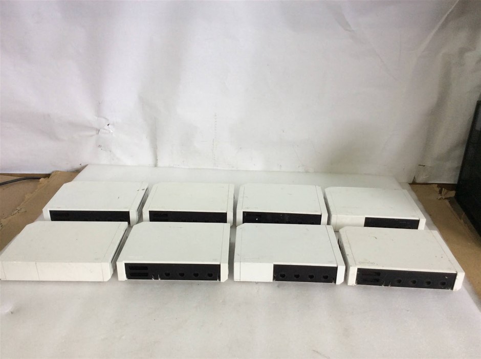 Nintendo Wii RVL-001 (AUS) Game Console (Lot of 8) Auction (0048 ...