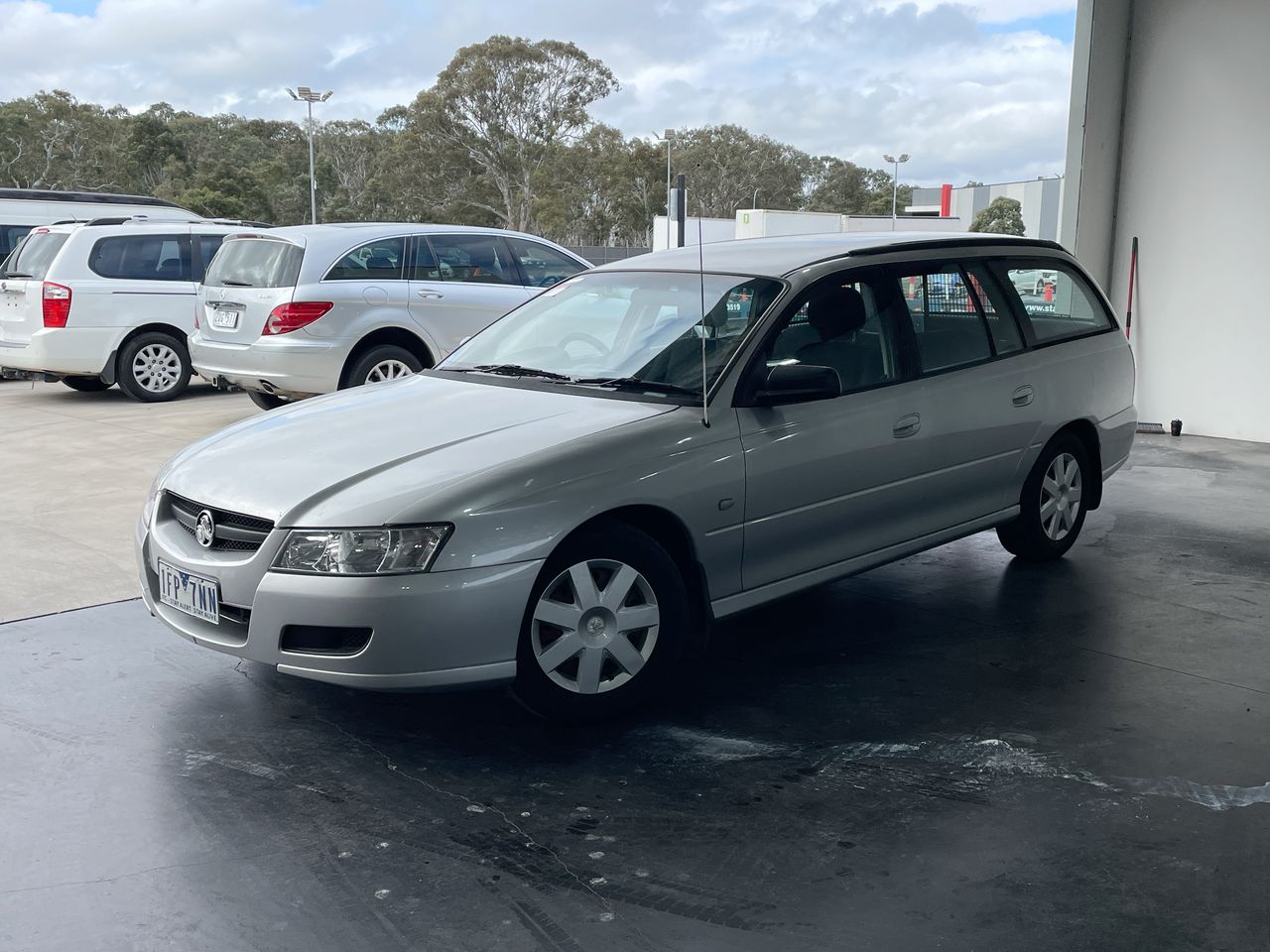 ex government car auction brisbane - Grays