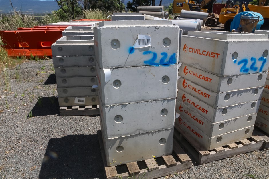 Precast Concrete Pit Raiser x4 Auction (0226-5061489) | Grays Australia