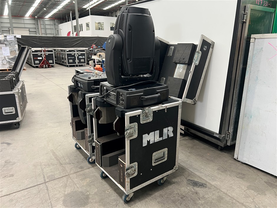 Pair of Robe Stage Lights ColorWash/Spot 1200E/2500E in Roadcase ...