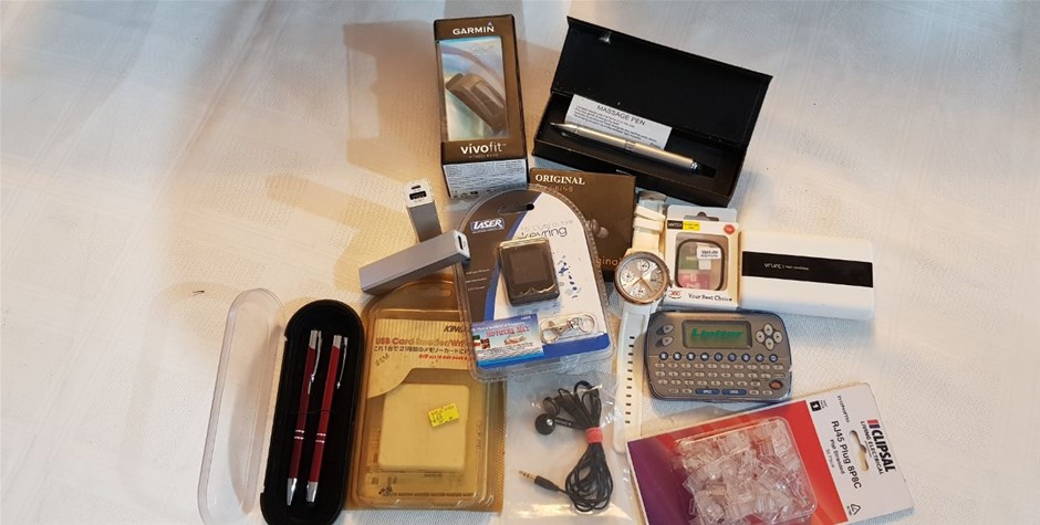 Misc. Electronics including Fittings all as shown. Others Auction (0014 ...