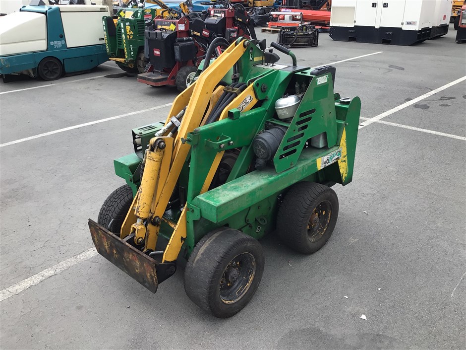 Kanga Loader Mini Loader Auction (0010-7060958) | Grays Australia