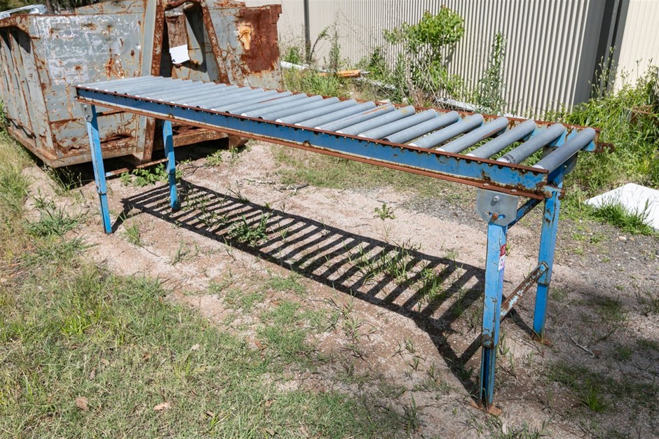 Roller Feed Stands Auction (0039-5061548) | Grays Australia