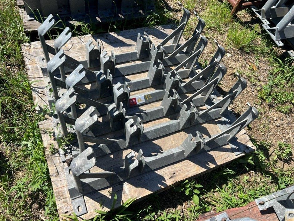 Pallet Conveyor Trough Frames 600mm Belt - Qnty 20 Auction (0011 ...