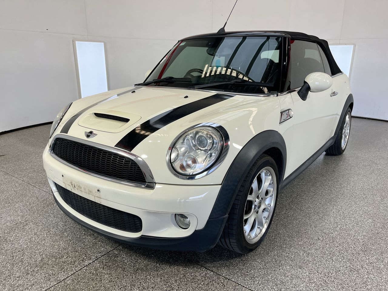 2009 Mini Cooper Cabrio S R57 Automatic Convertible Auction (0001 ...