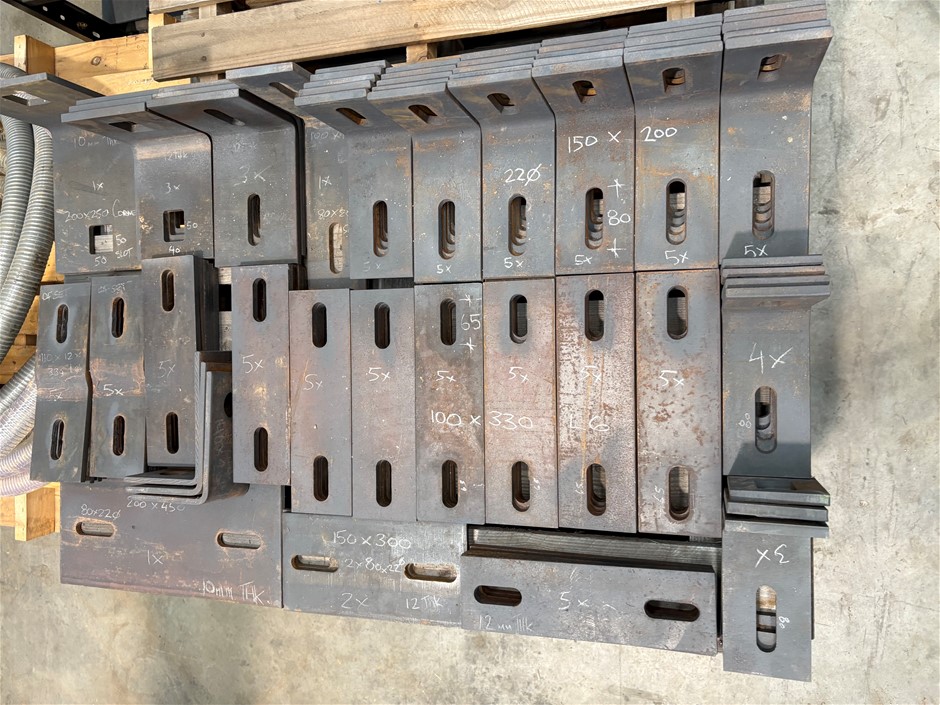 Pallet Comprising New Never Used Large Qty of Steel Precast Stitch ...